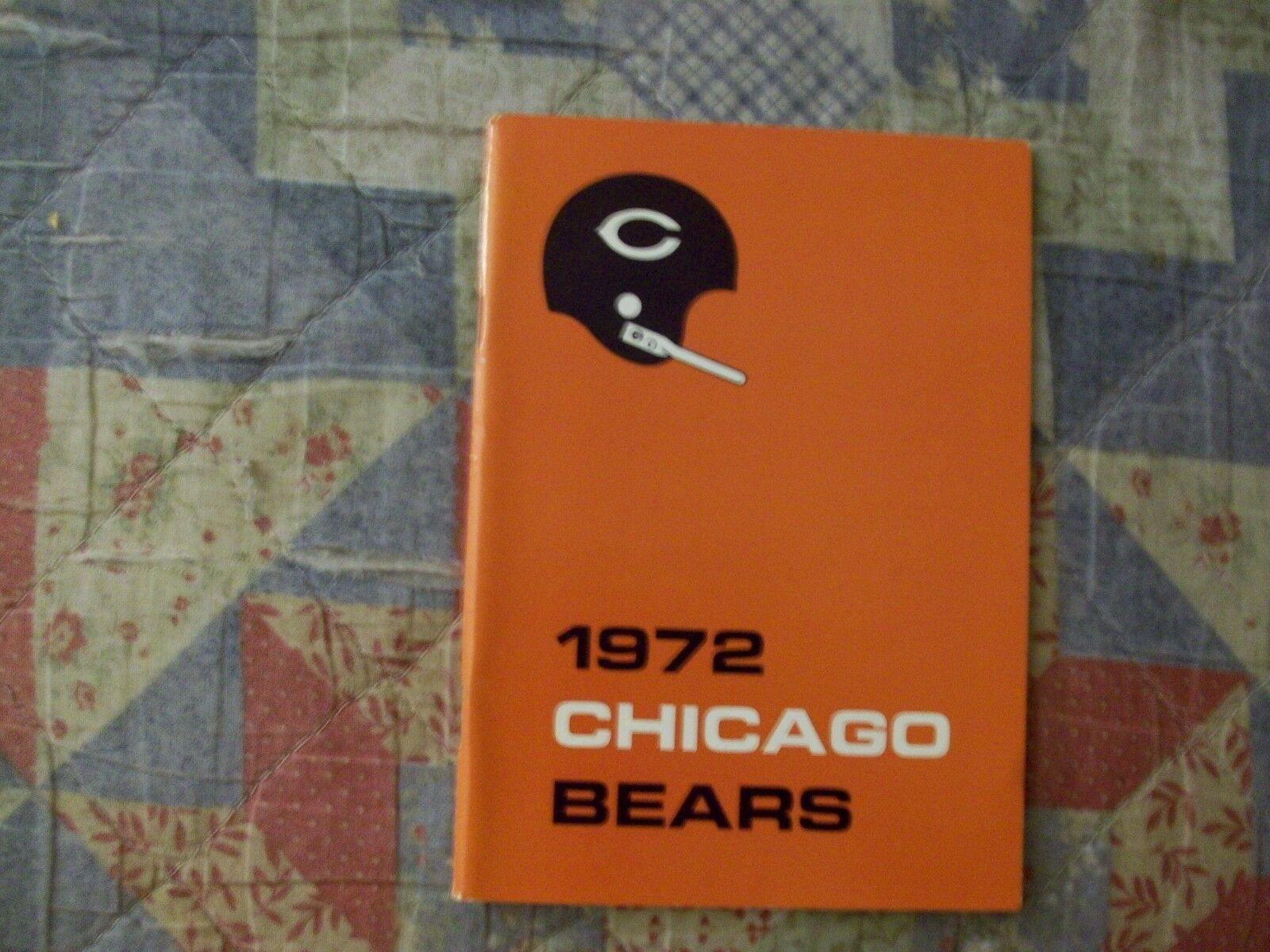 1972 CHICAGO BEARS MEDIA GUIDE Yearbook Press Book Program DICK BUTKUS ...