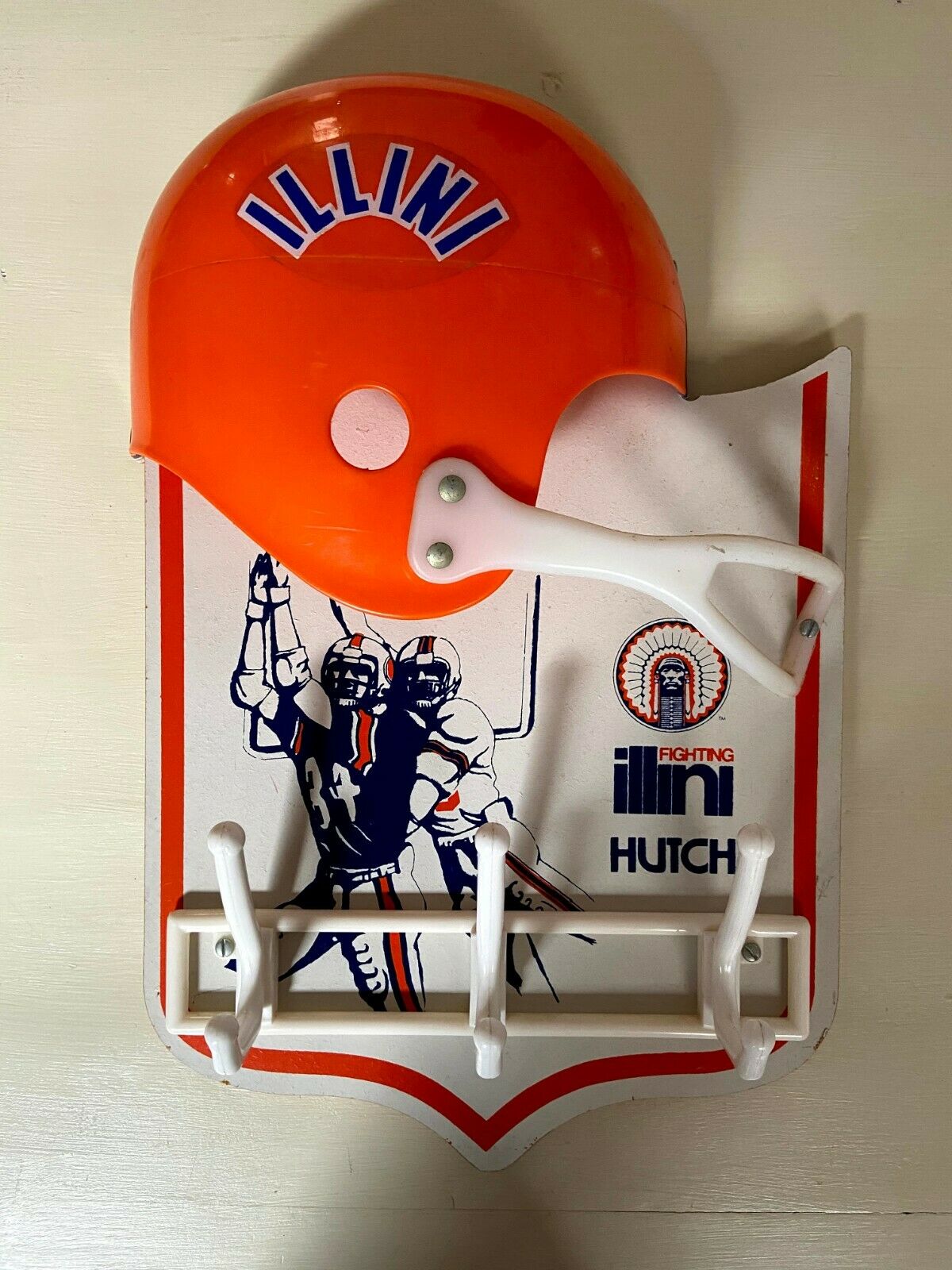 University Of Illinois Fighting Illini Chief Illiniwek Hutch Wall Rack ...